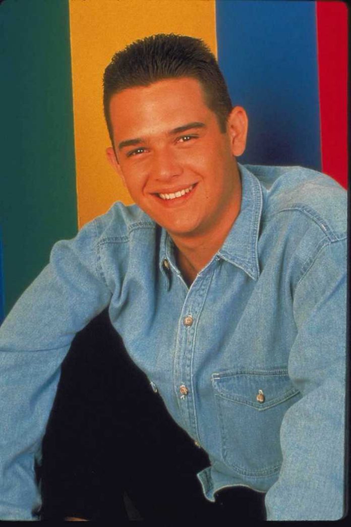 Top 15 Retired Actors Doing Regular Jobs Now